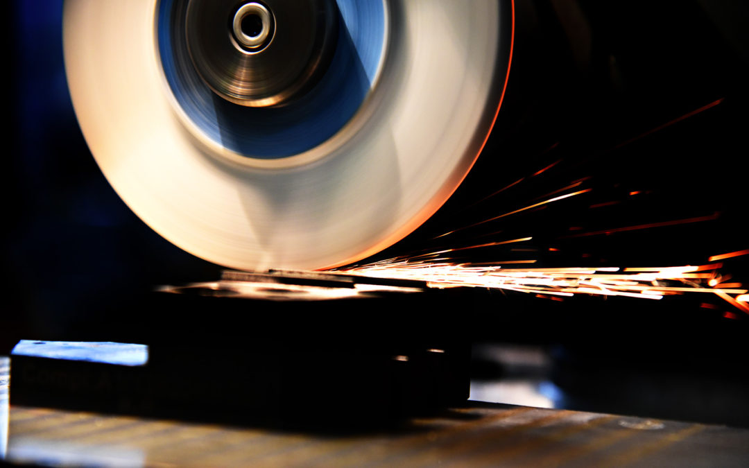 Sharpening cutting tools, Cutter Grinders, CNC Tool Sharpening, ISO9001